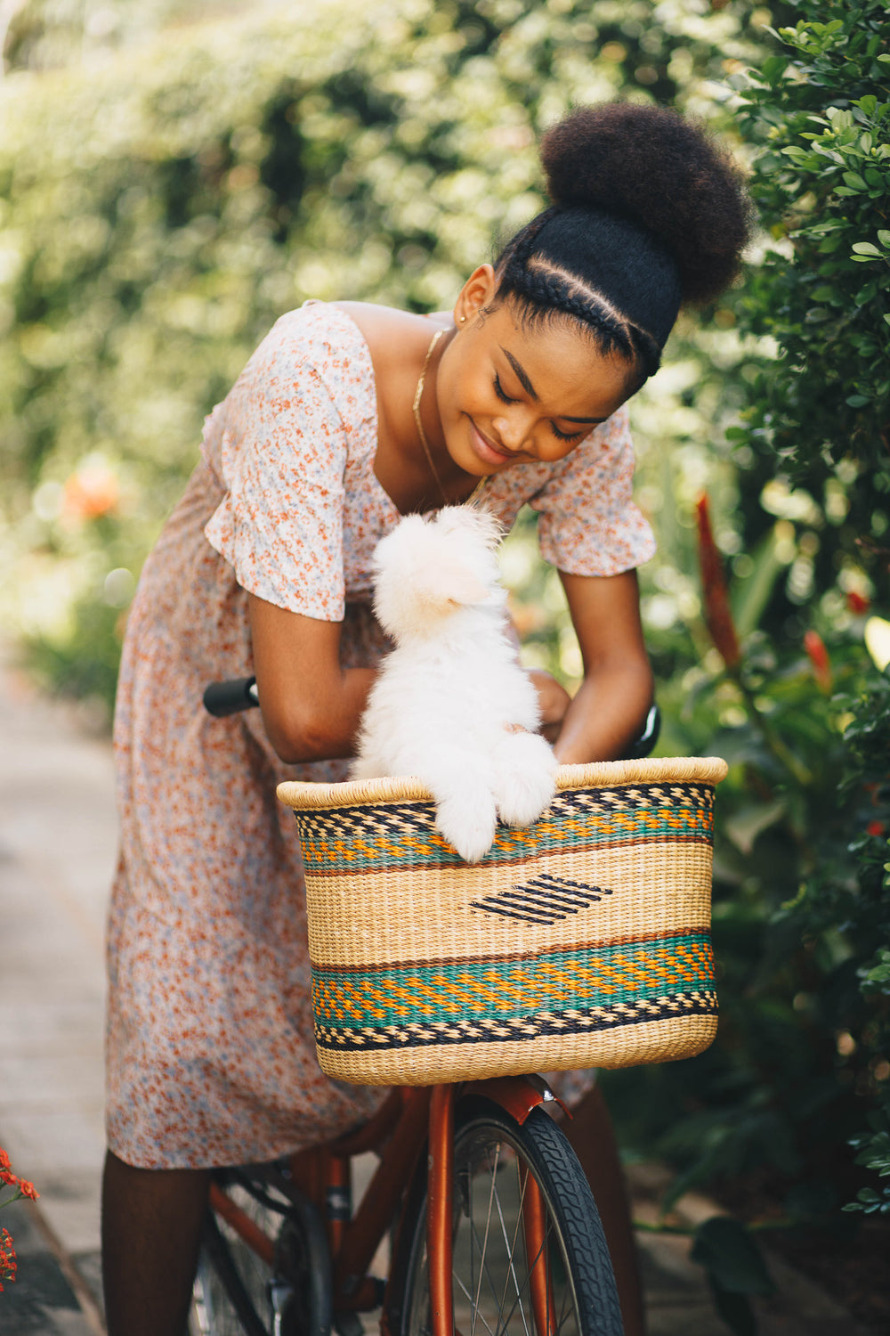 Why Choose Sustainable Baskets: Eco-Friendly Fashion